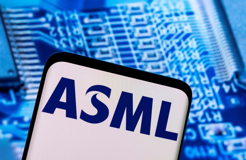 ASML says it may not achieve 2026 growth as chipmakers face US tariff uncertainty