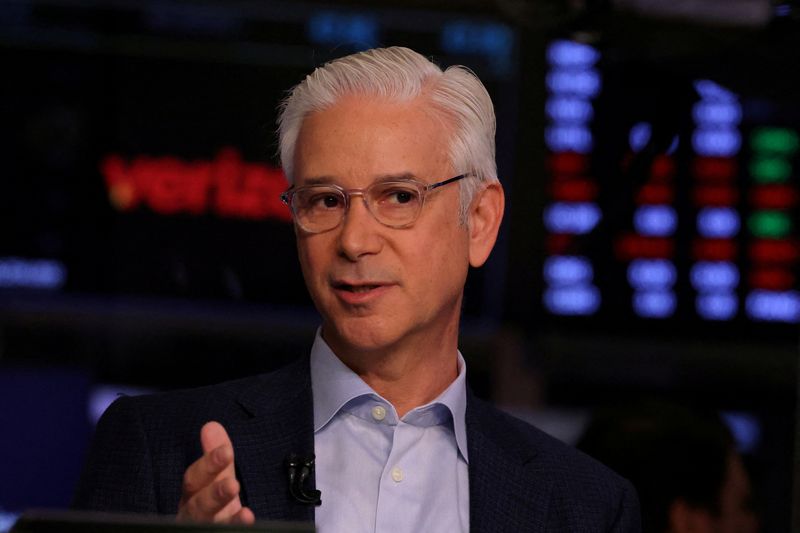 Wells Fargo board to appoint CEO Scharf as chairman and grant $30 ...