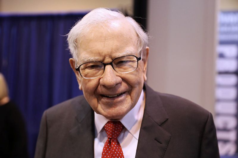 Buffett to issue letter to children and shareholders, hand off annual ...