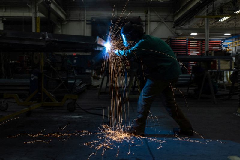 US manufacturing mired in weakness as tariff gloom spreads