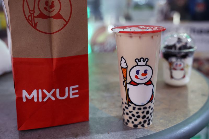 Tidal wave of Chinese tea brands place bets on winning over American ...