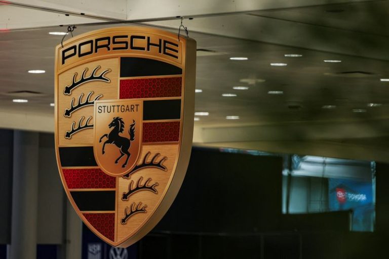 Porsche CEO aims to finalise new cost-cutting package by July, FAS reports