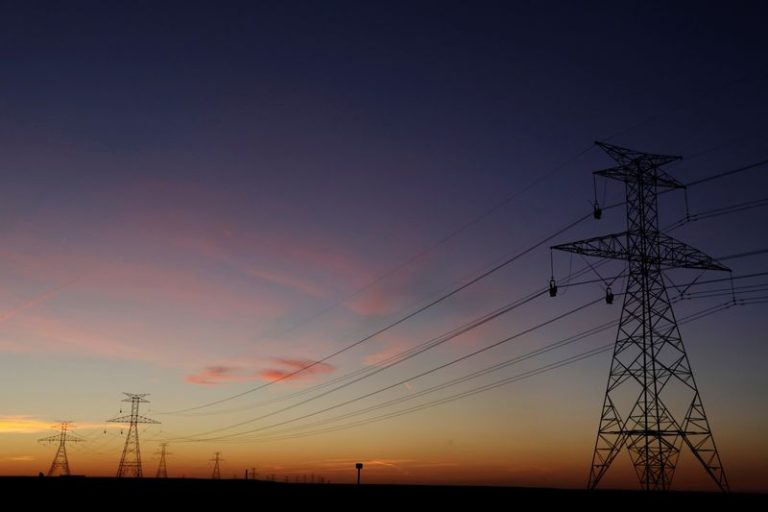 US power use to reach record highs in 2025 and 2026, EIA says