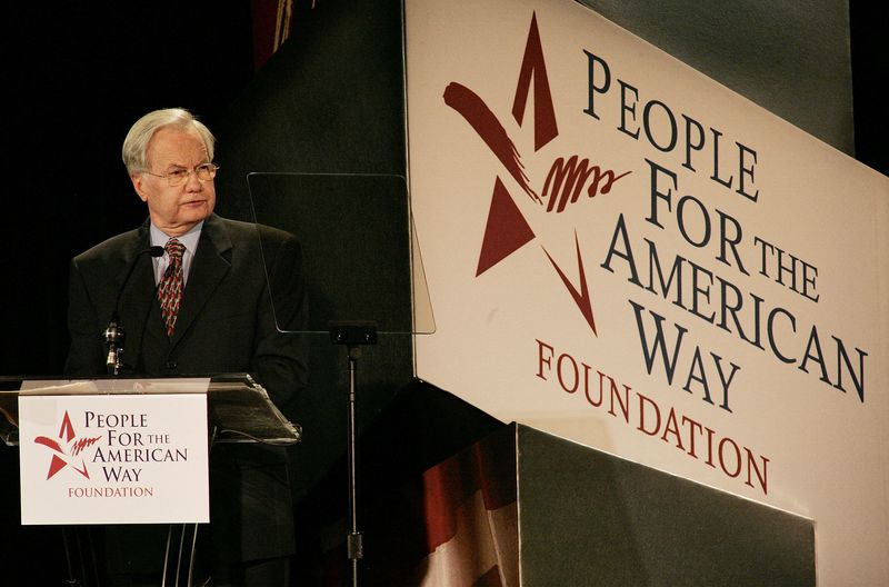 Bill Moyers, broadcaster and LBJ's White House press secretary, dies at 91