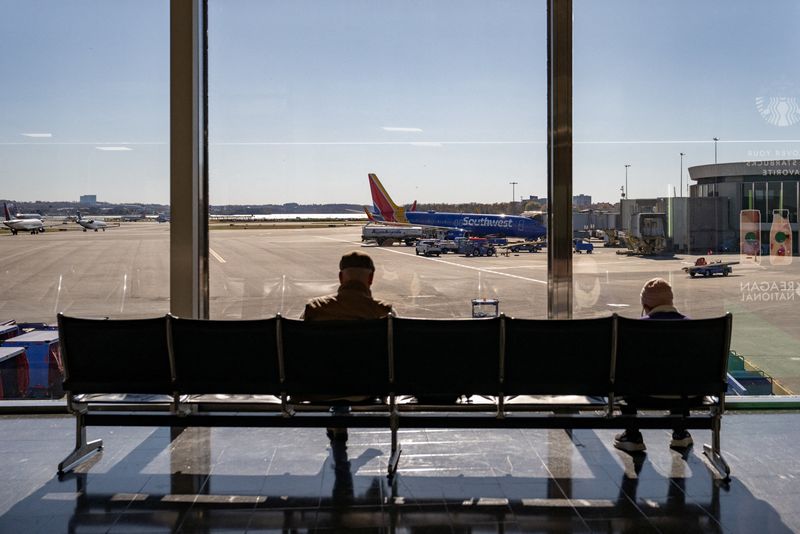 US proposing to help airlines avoid fines over consumer protection ...