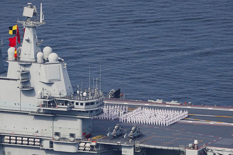 China aircraft carrier 'Shandong' draws crowds in first Hong Kong visit
