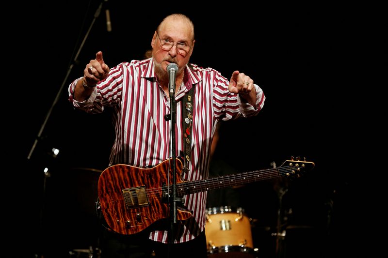 Steve Cropper, whose guitar and producing helped define Southern soul ...