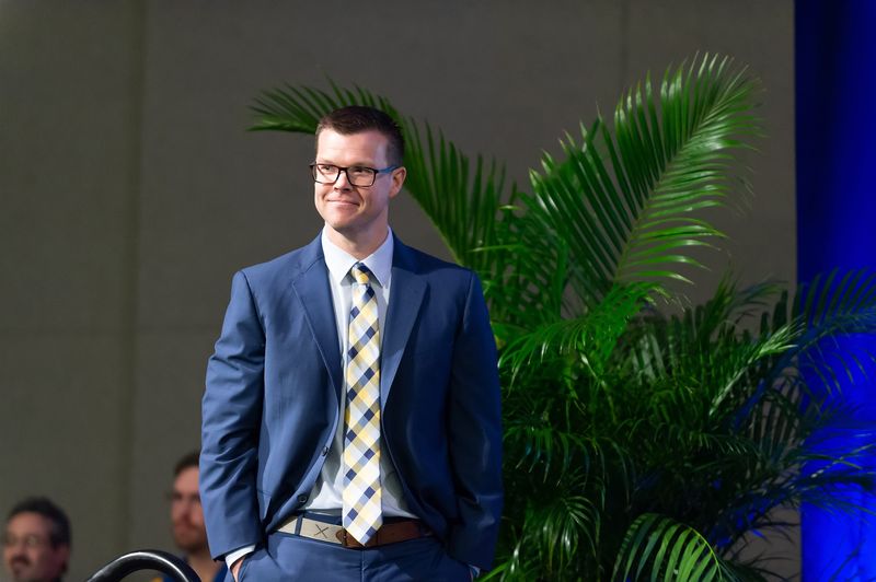 Brewers announcer Jeff Levering hopes to return soon after stomach bug