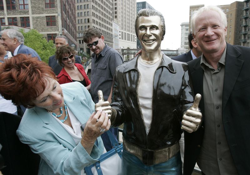 Milwaukee's Bronze Fonz named as one of the 'coolest art installations ...