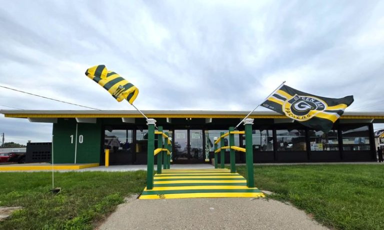 Green Bay Packers-themed bar closed after owner's arrest | Streetwise