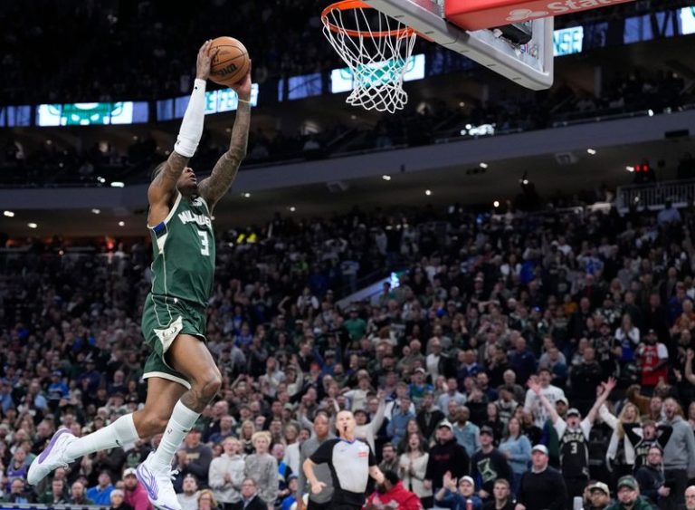 Milwaukee Bucks guard Kevin Porter Jr. will decline player option, test ...