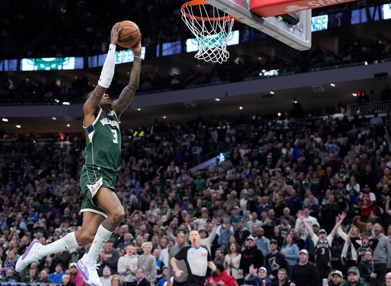 Milwaukee Bucks guard Kevin Porter Jr. will decline player option, test ...