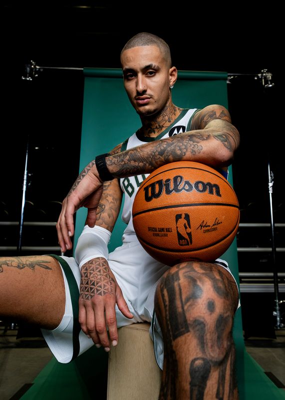 Kyle Kuzma apologizes to Bucks fans, is sorry the team ‘underachieved’