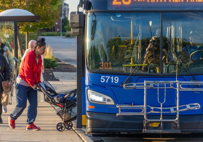 Plans to save some MCTS bus routes from cuts win cautious praise