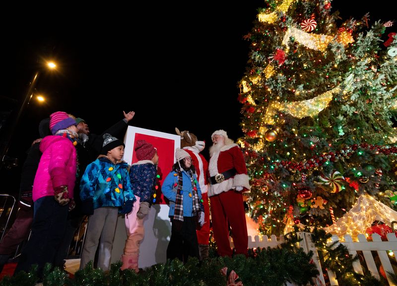 Could your Christmas lights be considered a nuisance in Milwaukee?