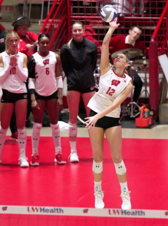 What channel is Wisconsin volleyball vs Michigan State on tonight?