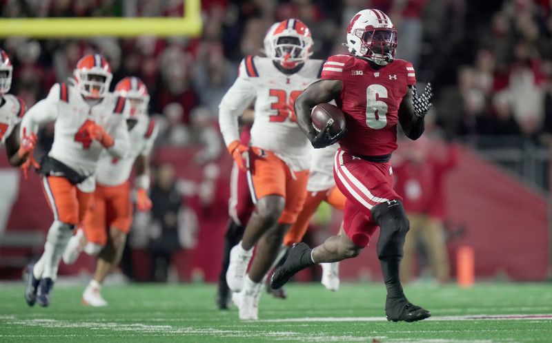 Wisconsin sophomore playmaker captains backfield in win over Illinois
